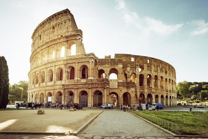Colosseum, Roman Forum, Palatine Hill Guided Tour | Power Traveller