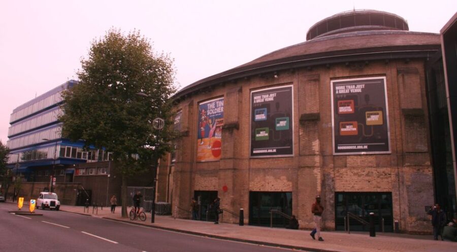 London: Full-Day Rock Music Tour | Power Traveller