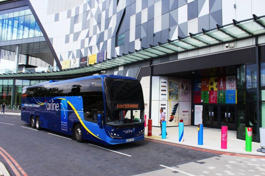 Oxford: Bus Transfer To/From London Gatwick Airport | Power Traveller