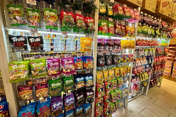 Small Group Shopping Tour Visit in Tokyo | Power Traveller