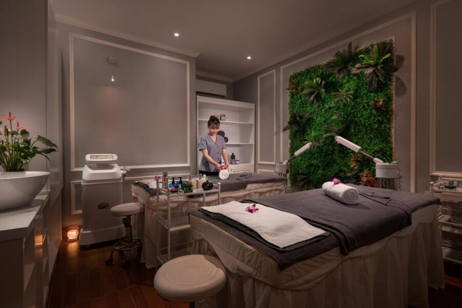 Spa in Hanoi: Hot Stone Therapy by Vita Beauty Spa | Power Traveller