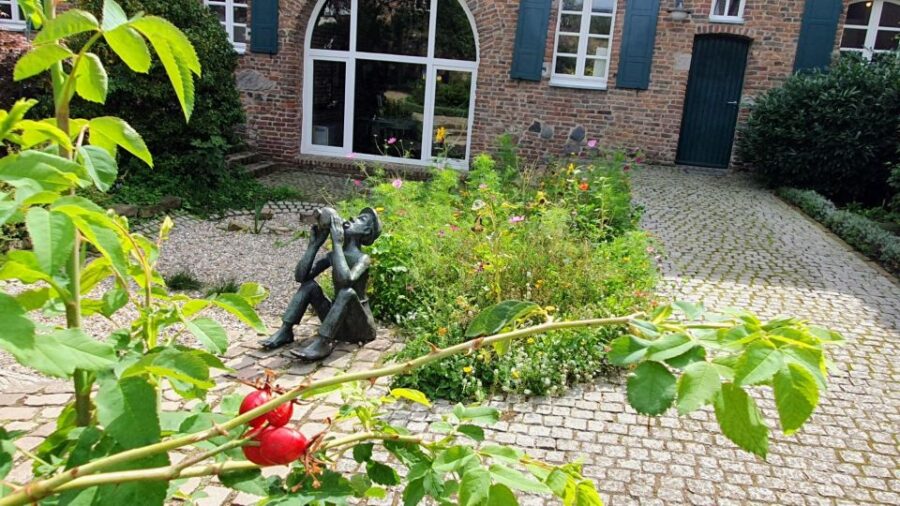 Zons: Self-guided Middle Ages Discovery Tour at Feste Zons | Power ...