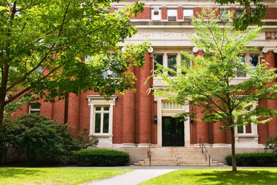 Boston: Harvard, MIT and Cambridge Day Tour | Power Traveller