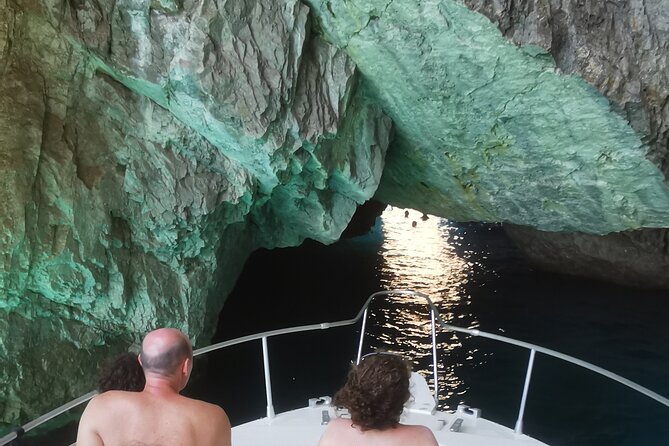 Capri Boat Daily Tours | Power Traveller