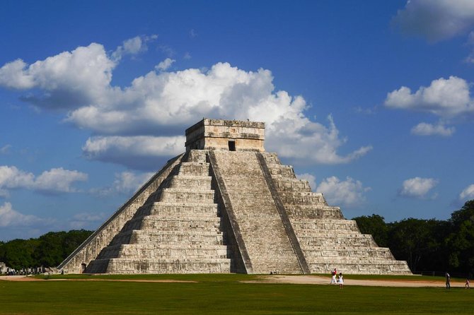 Chichen Itza, Ik Kil Cenote, Valladolid Premium Reduced Group | Power ...