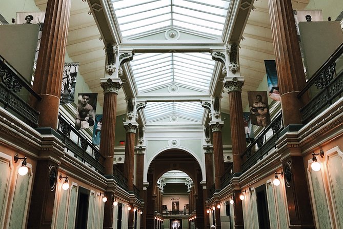 DC Portrait Gallery & American Art Museum Tour - Semi-Private