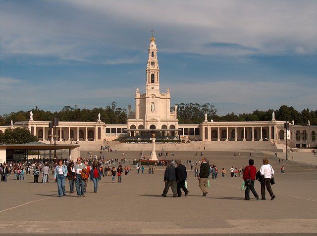 From Lisbon: Private 7-Hour Tour of Fátima | Power Traveller