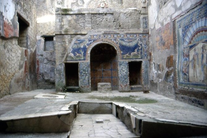 Herculaneum Ruins | Power Traveller