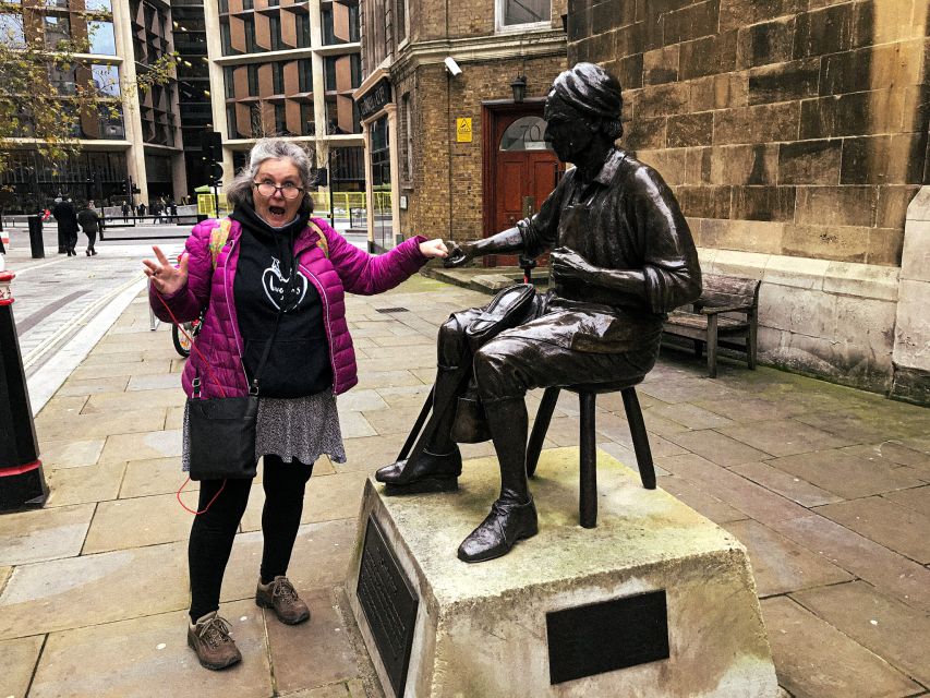 London: City of London Clue-guided Exploration Game | Power Traveller
