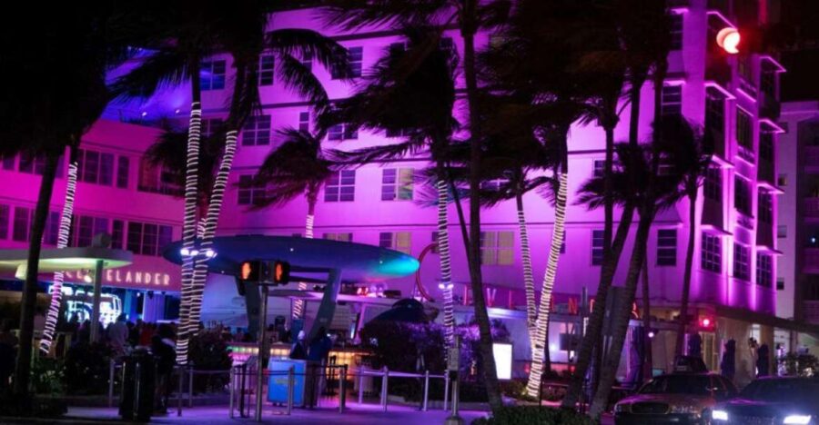Miami: Party Sprinter - 4-Hour City Tour Extravaganza