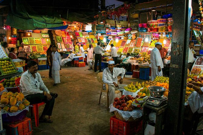 Mumbai Markets and Temples Tour | Power Traveller
