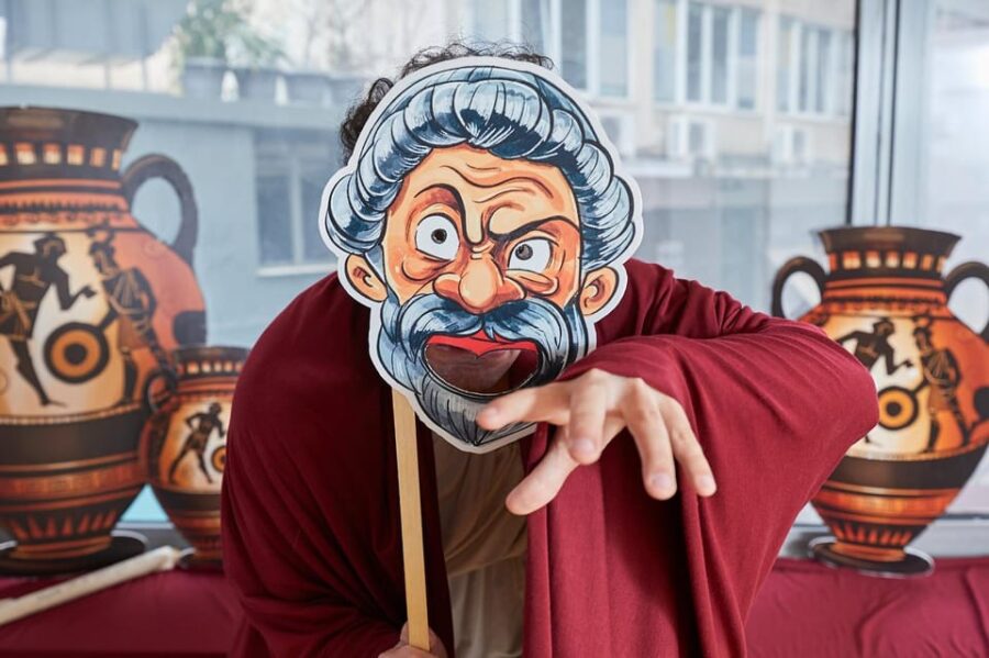 Murder at the Temple, an Ancient Greek Mystery | Power Traveller