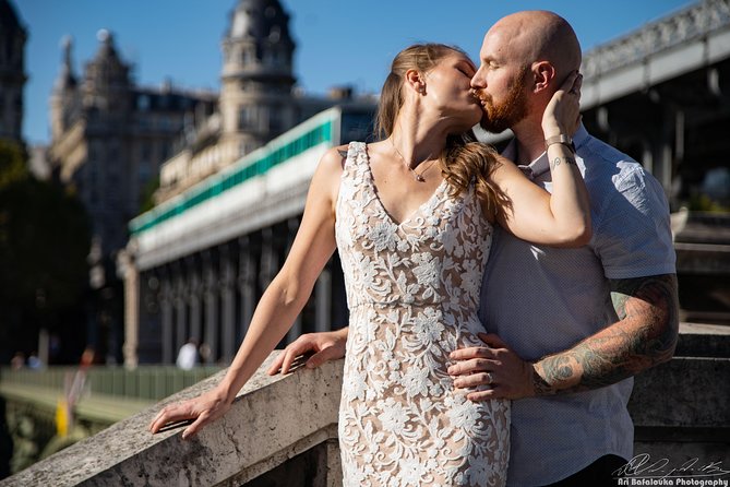 Paris 2-Hour Eiffel Tower Walking Tour With Professional Photo Shoot ...
