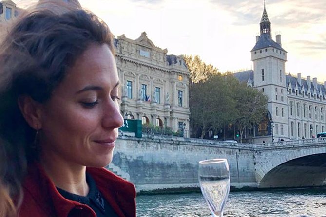 Paris Seine River Champagne Tasting Cruise | Power Traveller