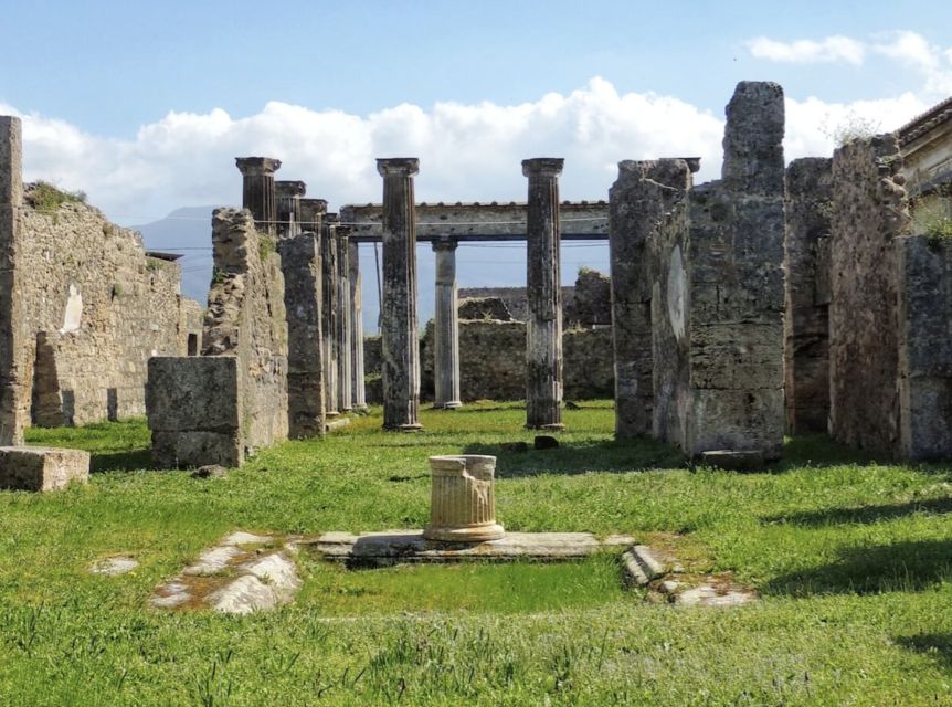 Private Pompeii Tour and Archeological Museum of Naples | PT