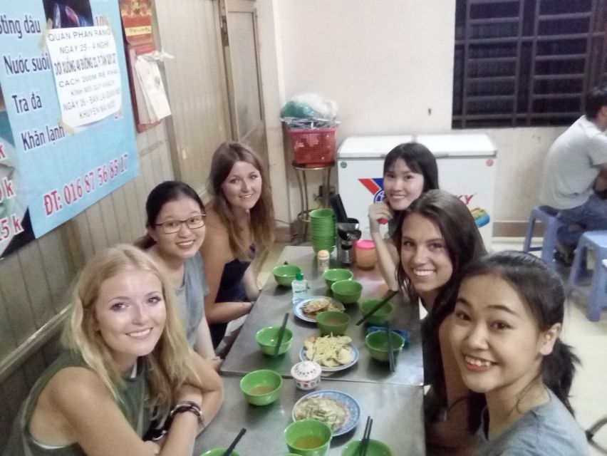 Saigon Night Lights | Power Traveller