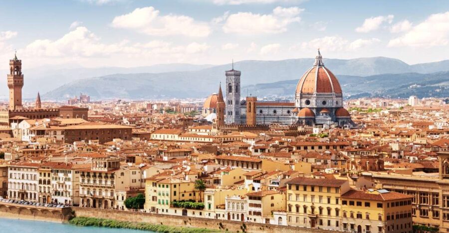 Transfer Between Florence and Rome With Sightseeing Stop | Power Traveller