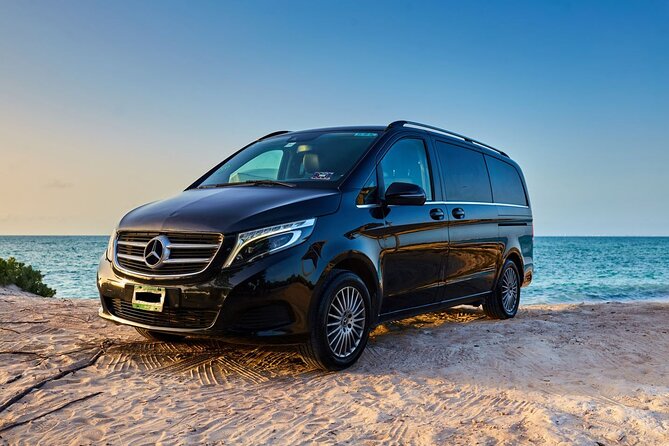 Transfer In Luxury Mercedes Benz Minivan