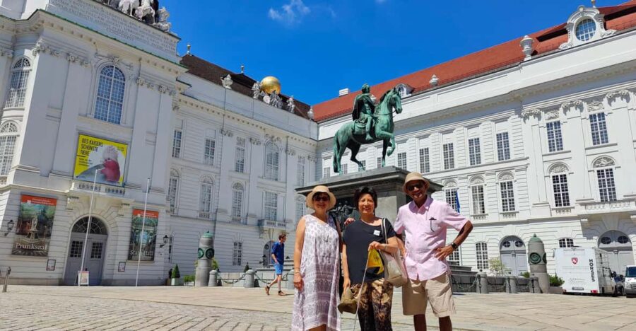 Vienna: Small Group (Max 8) Highlight Tour - Yue Walk | Power Traveller