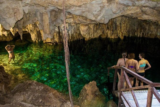 Zapote Cenote | Power Traveller