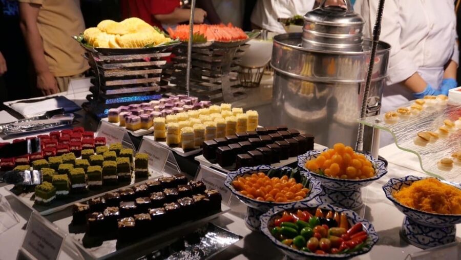 Bangkok: Luxury Dinner Cruise With Private Guide & Transfer | Power ...