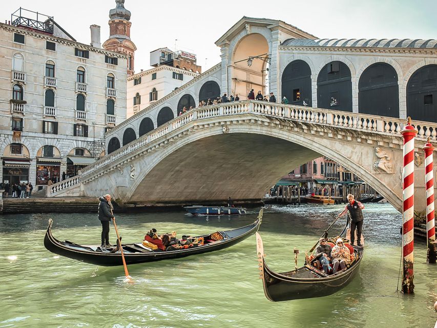 Exclusive Private Gondola: Peggy Guggenheim & Ca Dario | Power Traveller