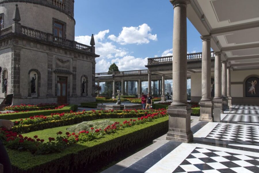 EXCLUSIVE TOUR Castillo De Chapultepec - Small Groups | Power Traveller