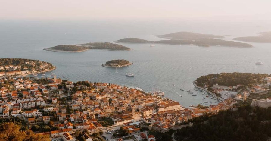 Island Hvar and Red Rocks | Power Traveller