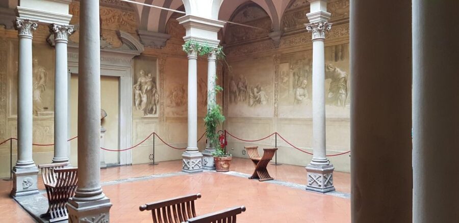 Italian Breakfast and Visit to the Cloister of Scalzo | Power Traveller