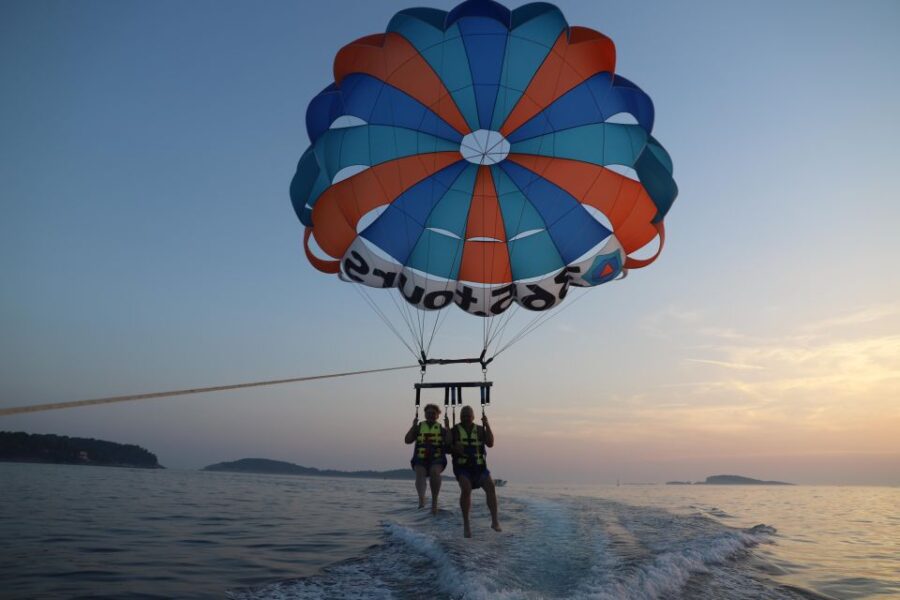 Parasailing in Dubrovnik | Power Traveller