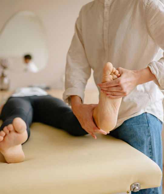 Reflexology Massage For Relaxing Moments At Home | Power Traveller