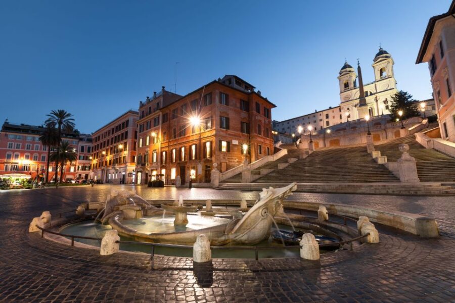 Rome: Guided Walking Tour at Night | Power Traveller