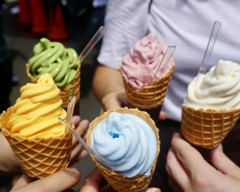 Tokyo: Tsukiji Street Food Crawl | Power Traveller