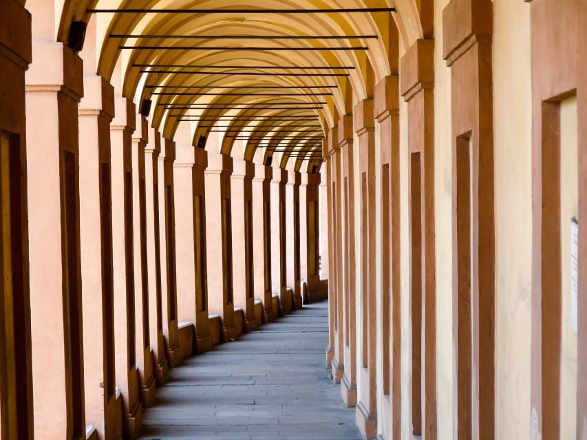 Bologna: Porticoes And Basilica San Luca Guided Tour Bologna: Porticoes And Basilica San Luca Guided Tour