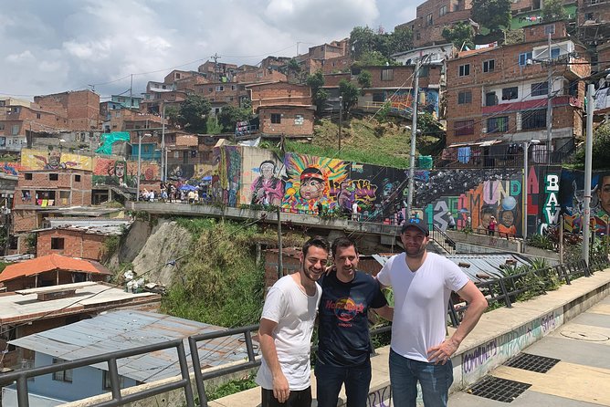 Comuna 13 Tour | Power Traveller