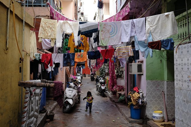 Foodies Walk Through Old Delhi | Power Traveller