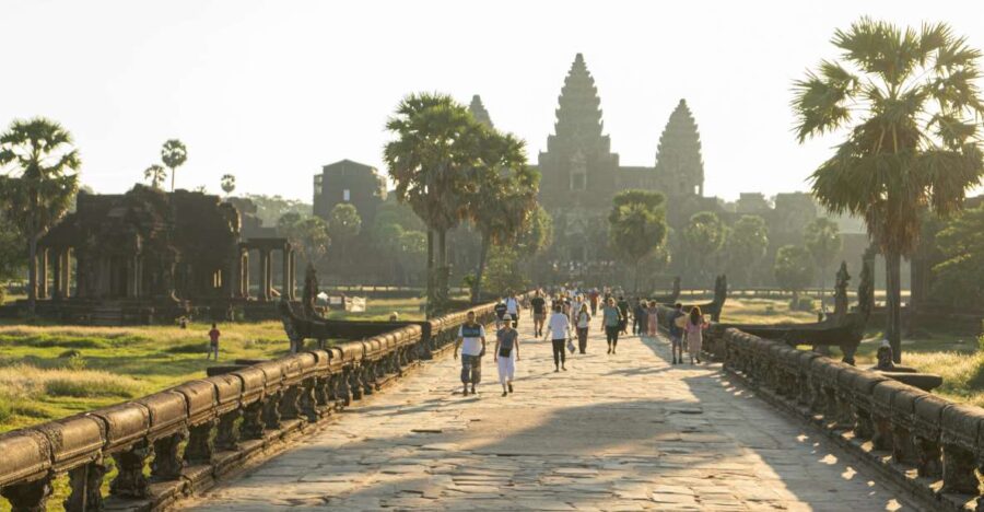 Siem Reap: Angkor Wat Small Circuit Tour With Hotel Transfer | Power ...