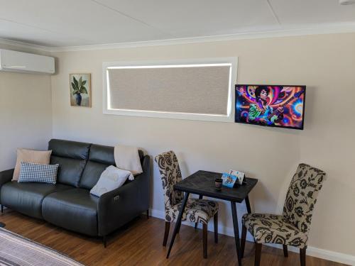 Clover Rise Review | Power Traveller