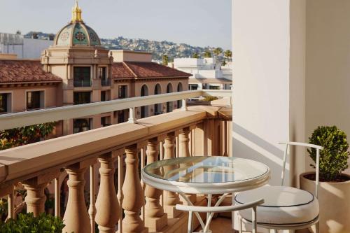 The Maybourne Beverly Hills, Maybourne Hotel Collection Review | Power ...