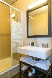 Hotel Pancake House Four Ways Review