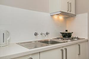 Erldunda Desert Oaks Resort Review | Power Traveller