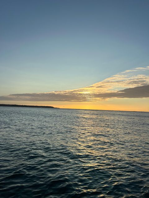 Private Sunset: Open Bar Boat Party With Music and Games | Power Traveller