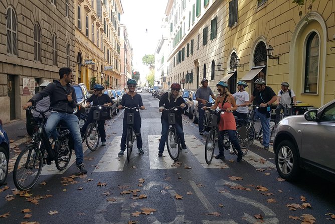 Rome: Rental Bicycle 24 Hours