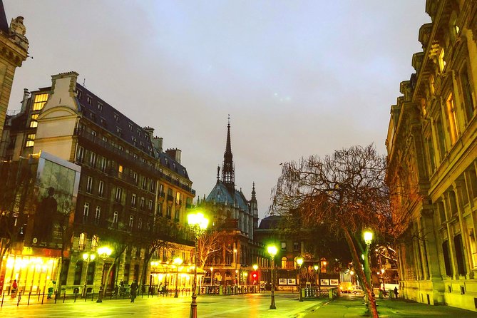 The Dark Side of Paris Walking Tour | Power Traveller