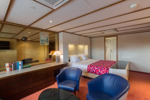Ss Rotterdam Hotel and Restaurants Review | Power Traveller