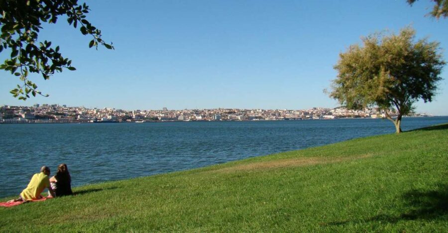 Lisbon’s South Side, River Tejo & 3-Hour Walking Tour | Power Traveller