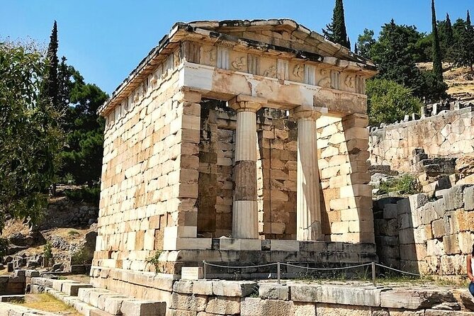 Private Full Day Tour in Delphi | Power Traveller