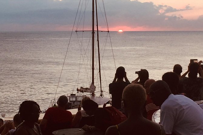 Ricks Cafe, Negril Seven Mile, Beach Shopping!!! | Power Traveller