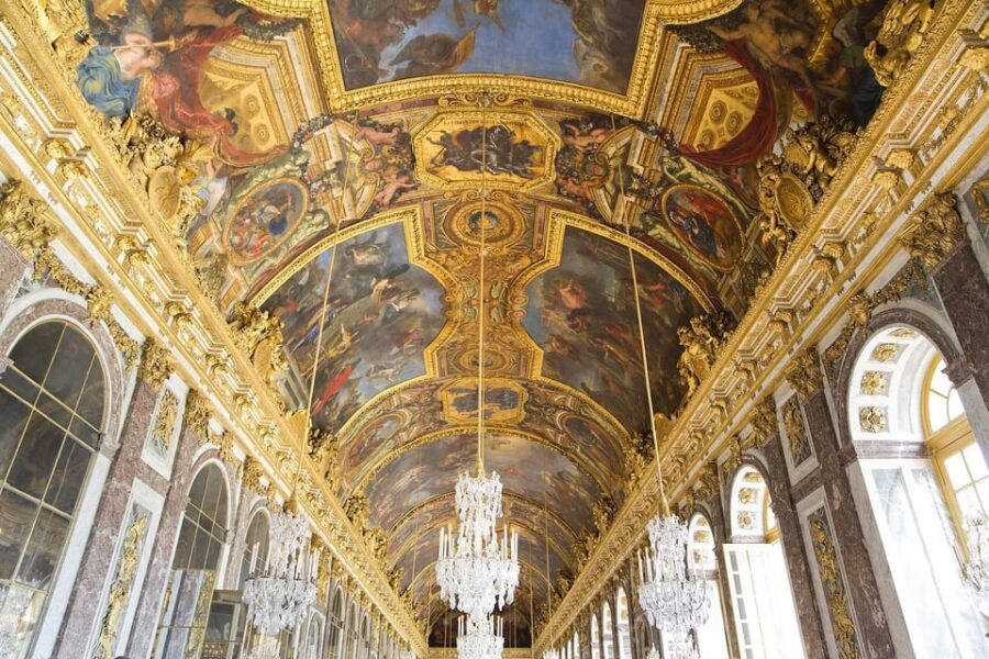 Paris: Private Excursion to the Palace of Versailles | Power Traveller