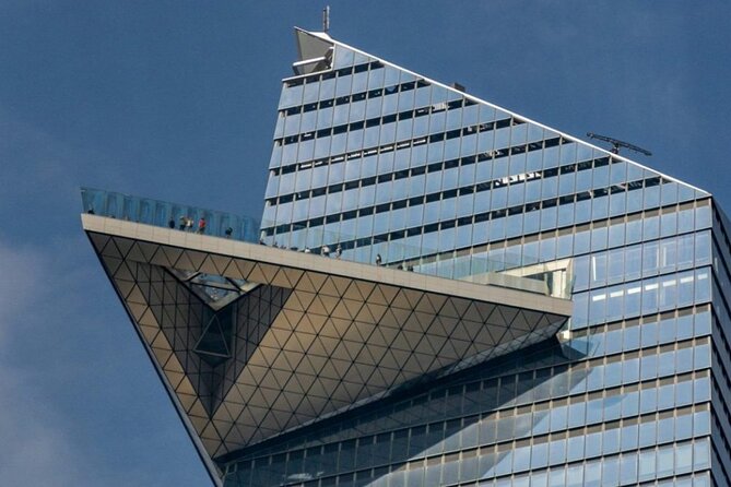 The Edge City Climb and Manhattan Walking Tour | Power Traveller